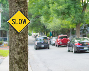 Road Condition Signs – Weather & Surface Alerts